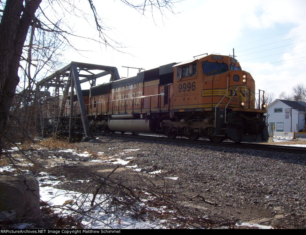 BNSF 9996